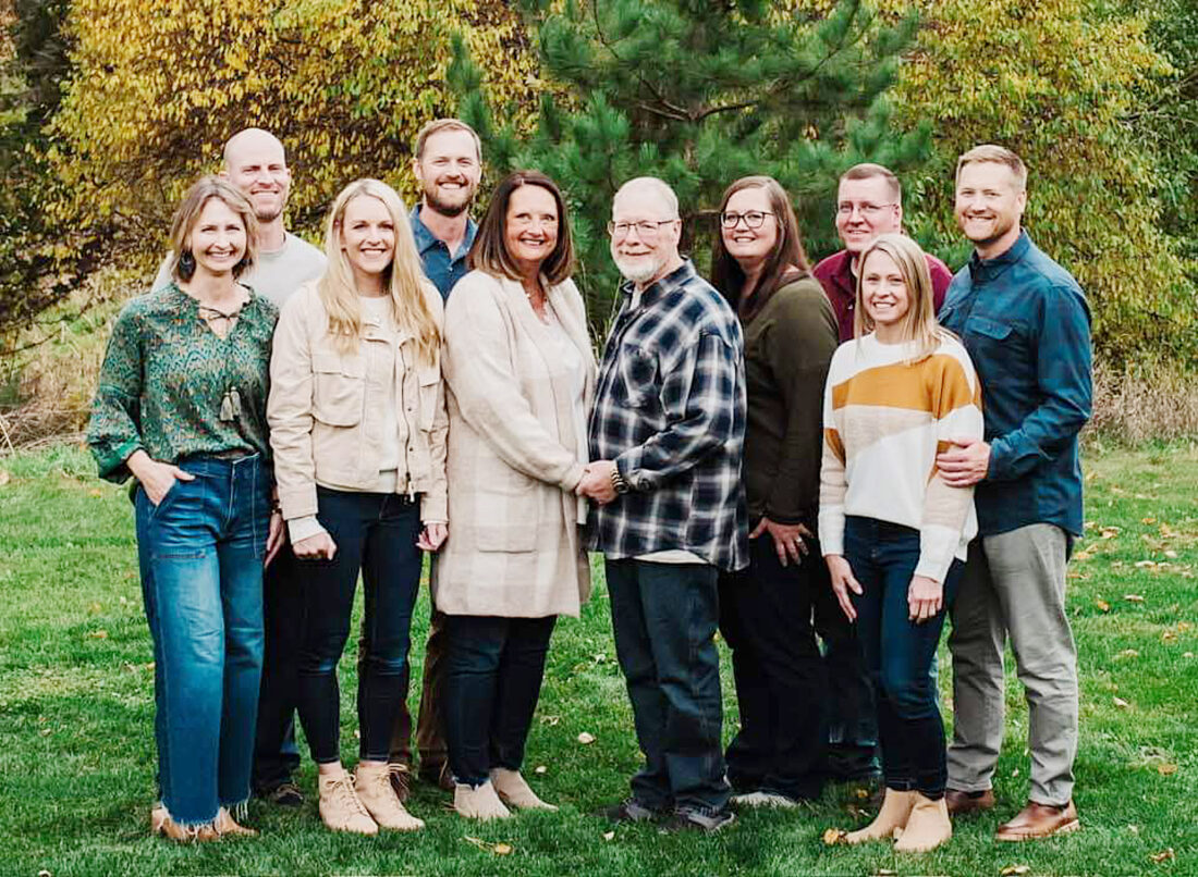 AREA COACHING TITAN PASSES AWAY | News, Sports, Jobs - Messenger News